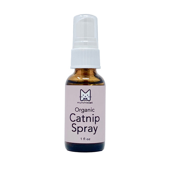 Organic Catnip Spray, 1 fl oz, Potent Liquid Cat Nip USA Grown - Munchiecat